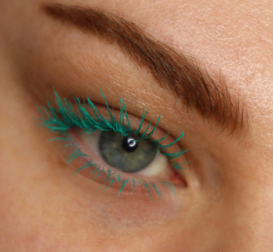 Glisten Cosmetics Spectra Lash Mascara in Teal – Glam Raider